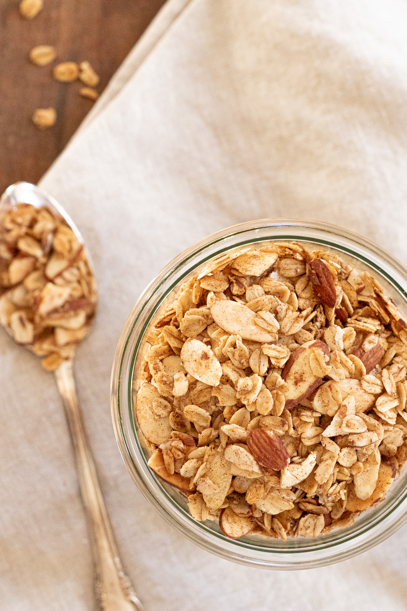 Homemade Toasted Maple Cinnamon Granola Recipe - The Homestyle Cottage