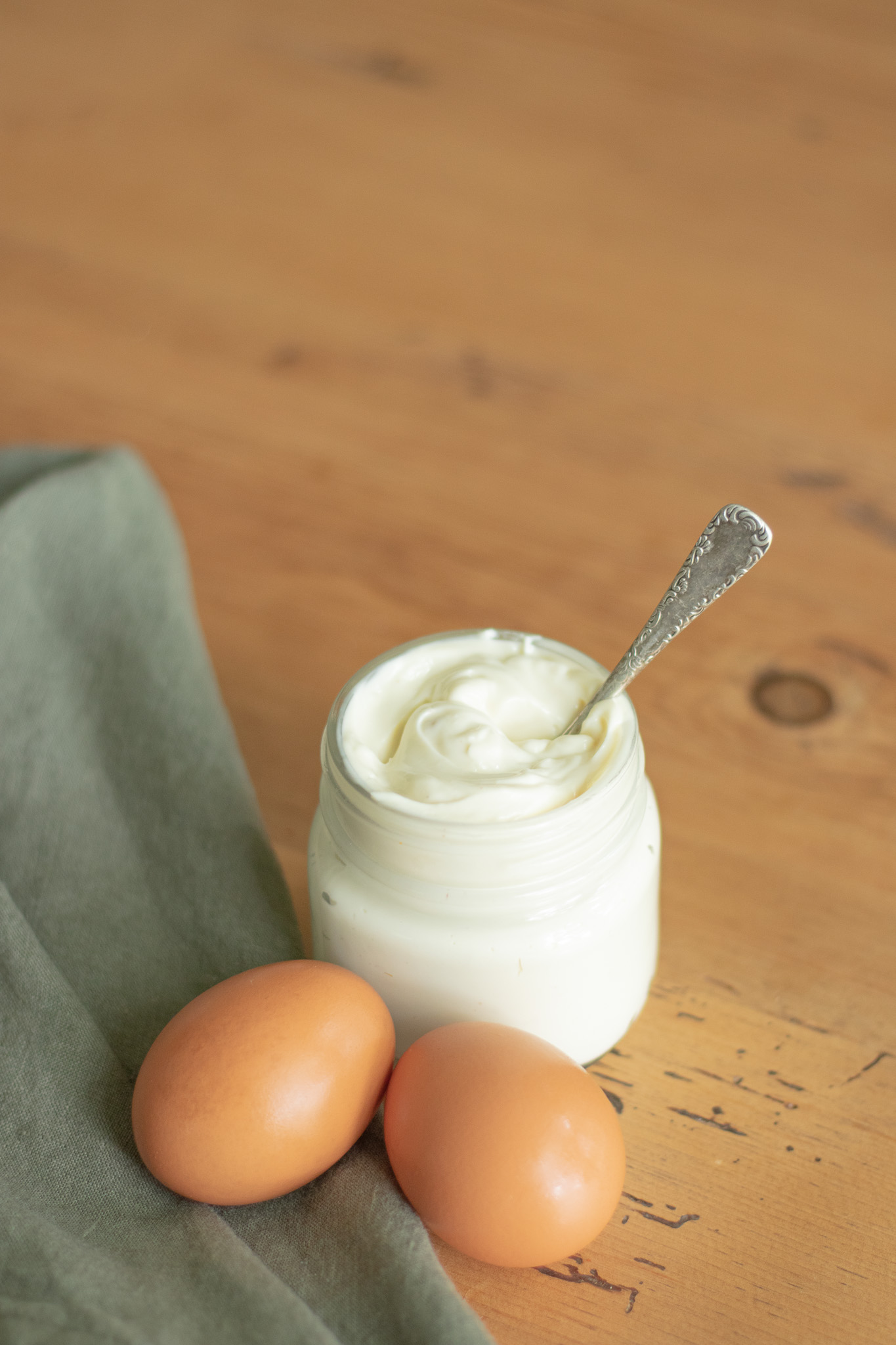Simple Homemade Mayo with Real Ingredients - The Homestyle Cottage